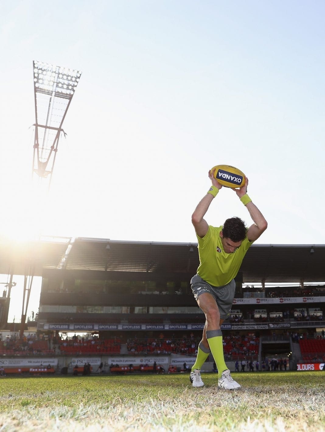 AFL Commission elects to keep 'the bounce' - AFL News - Zero Hanger