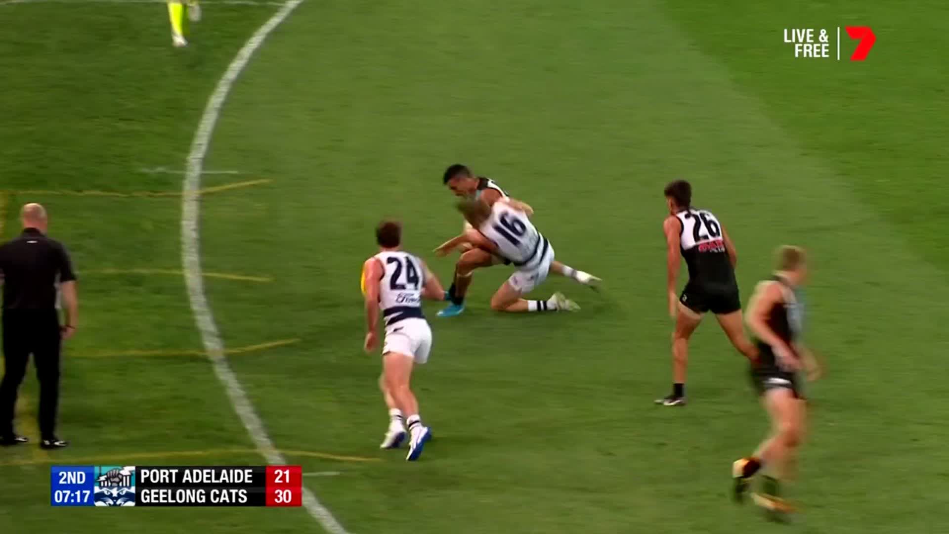 WATCH: Thomas reported for head high bump - AFL News - Zero Hanger