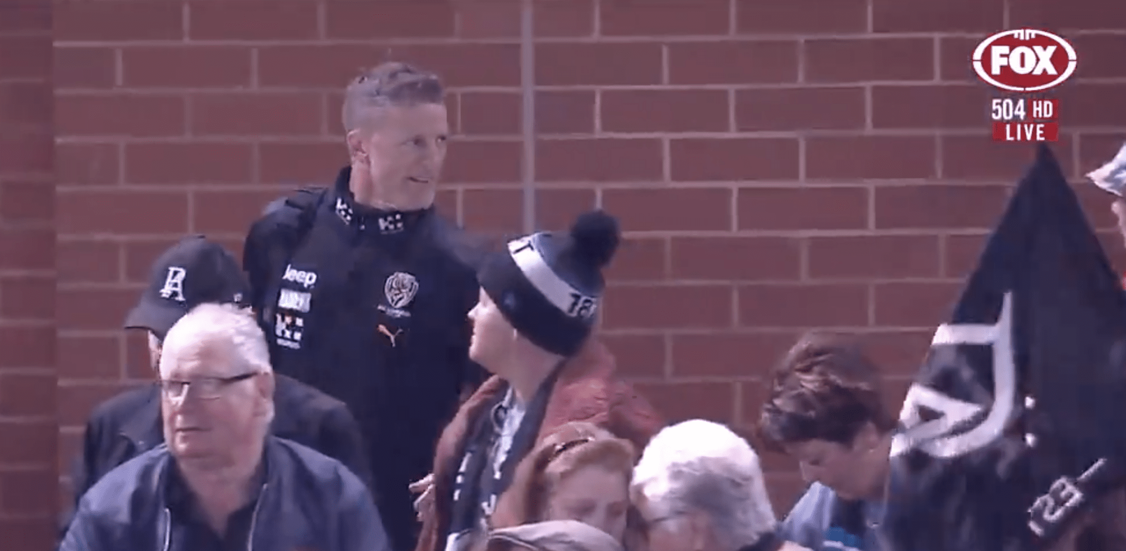 WATCH: Hardwick's peculiar run-in with Port Adelaide fan - AFL News ...