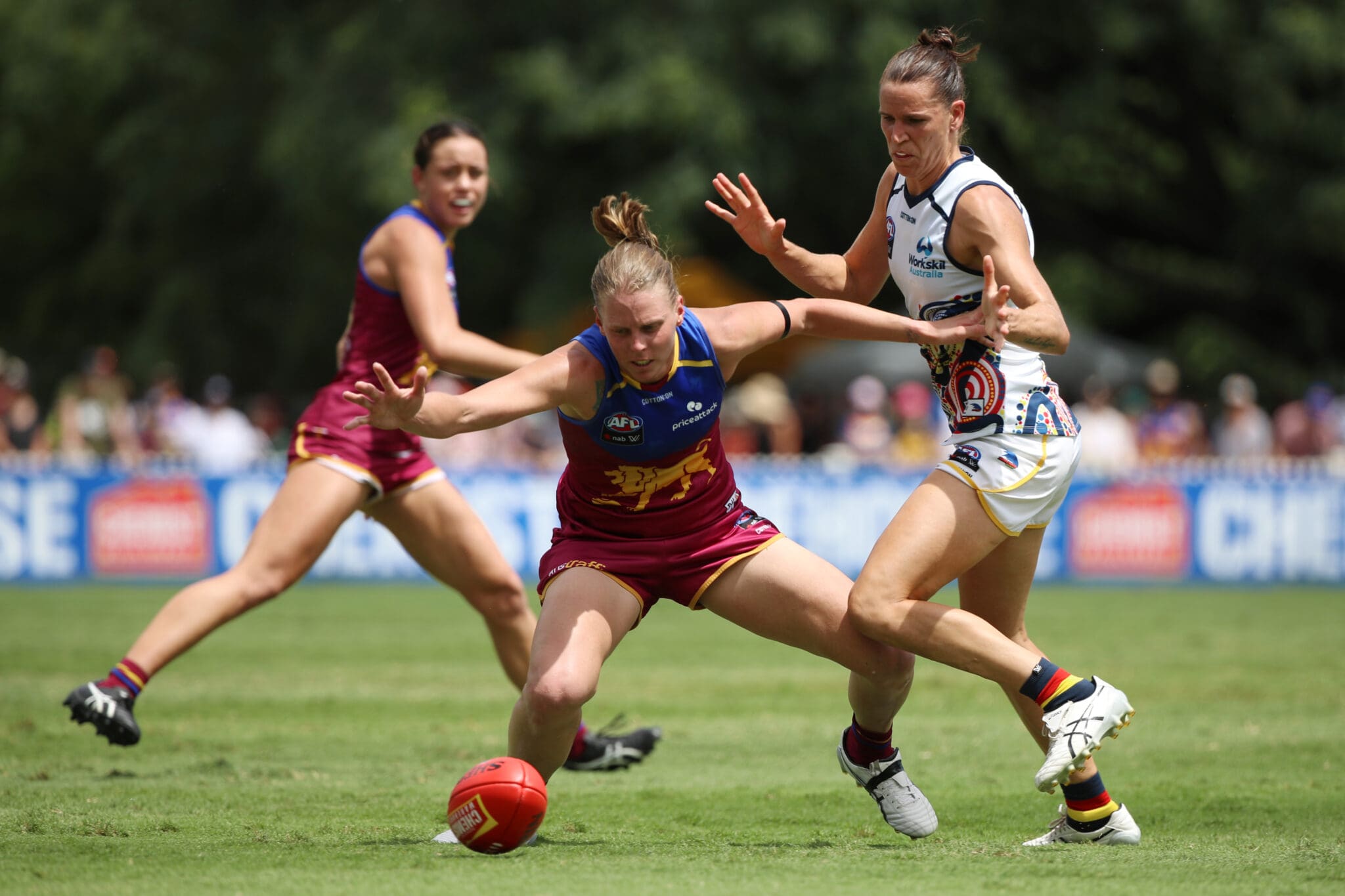 Why are AFLW players more prone to ACL injuries? - AFL News - Zero Hanger