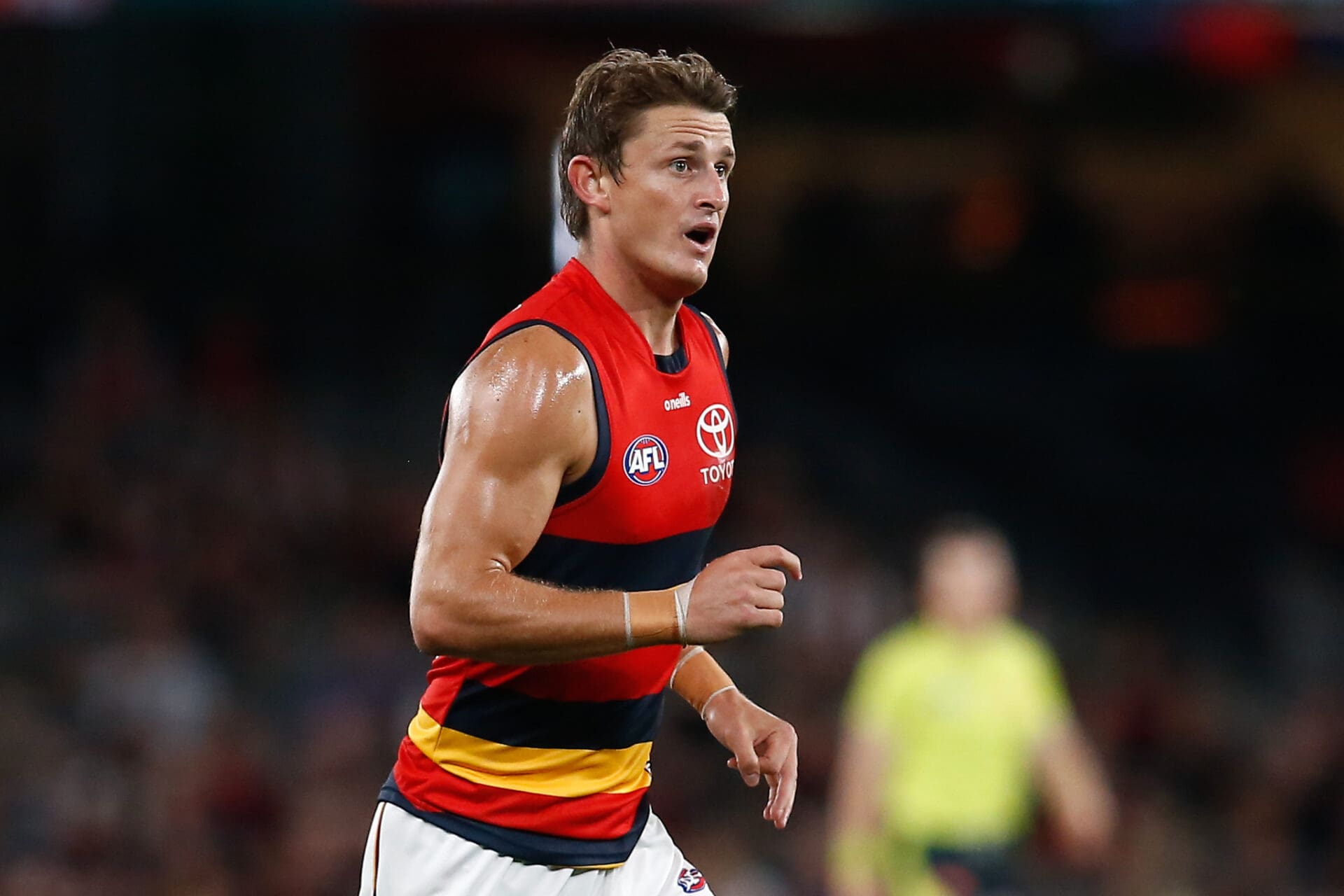 AFL trade news: Adelaide emerge as new suitor for contracted Giant ...