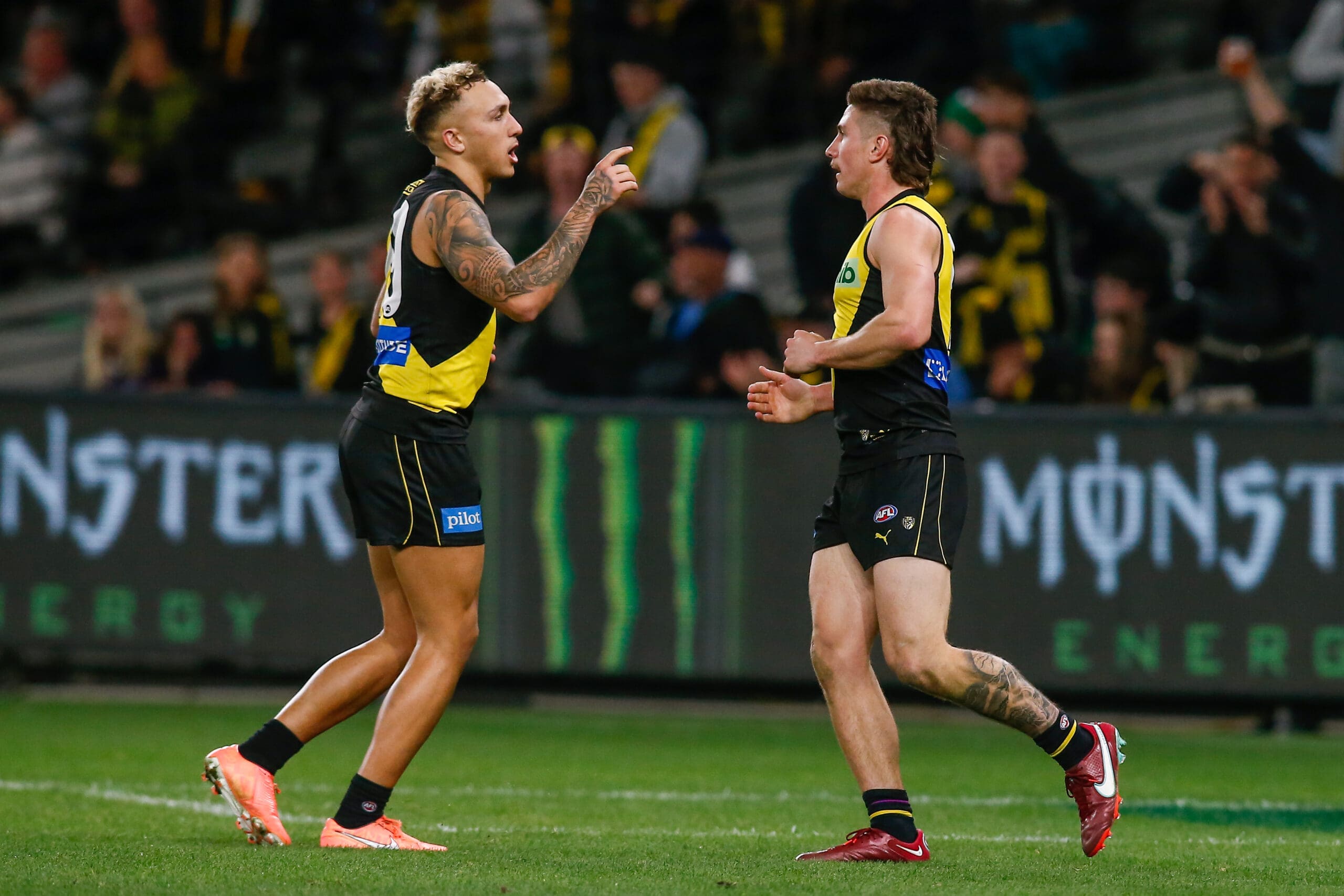 Richmond gun reportedly holds talks with "super keen" rival club: AFL ...