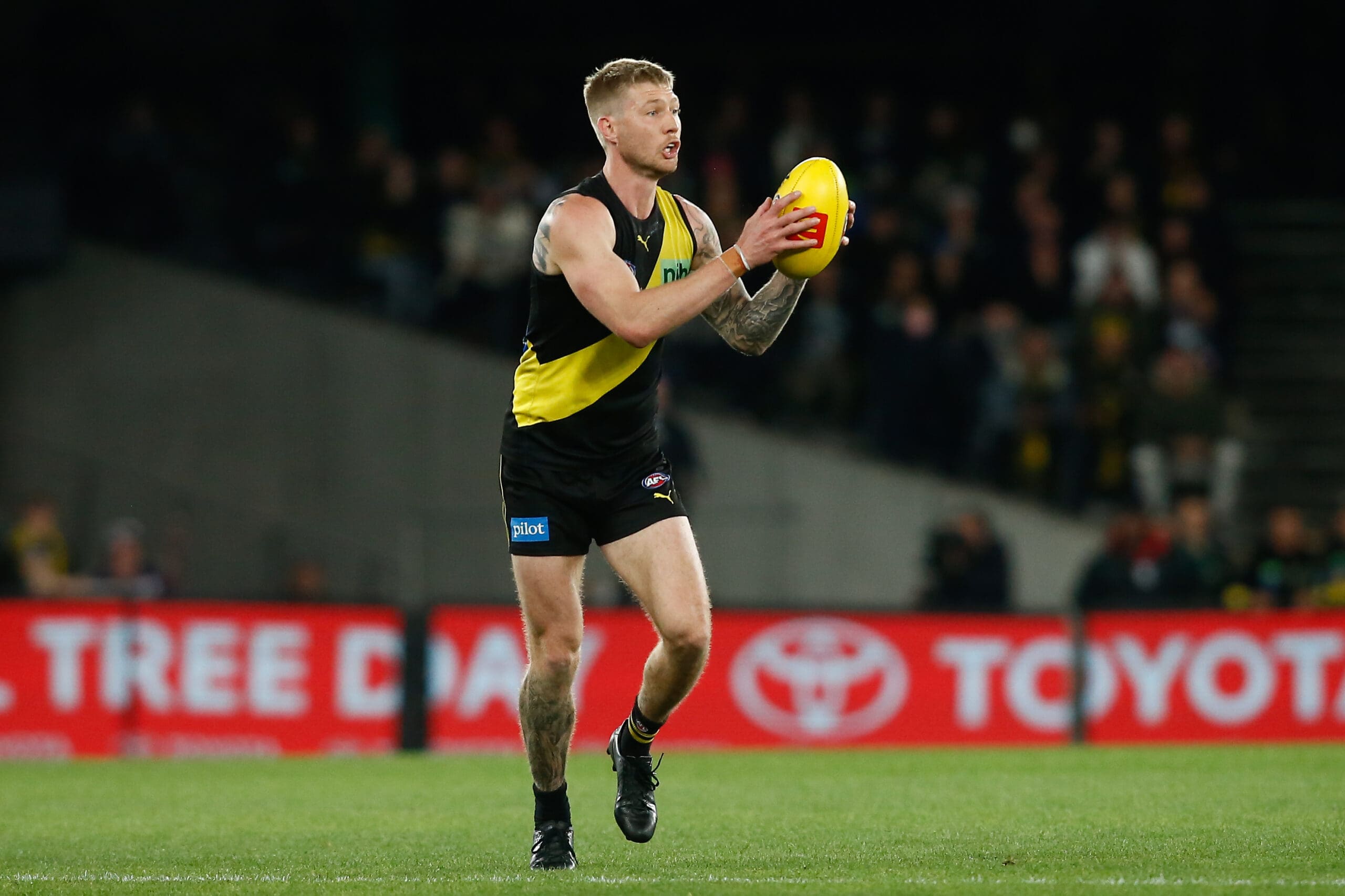 Hardwick lauds unsung hero Nathan Broad following "proud" win over ...