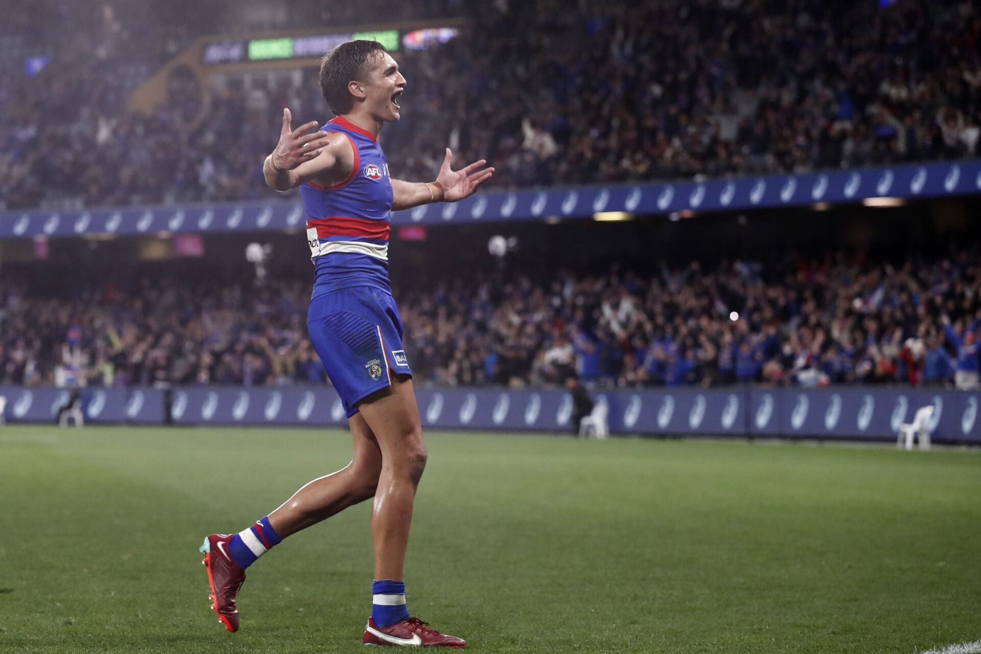 Rivals rumoured to offer monster deal for out-of-contract forward - AFL ...