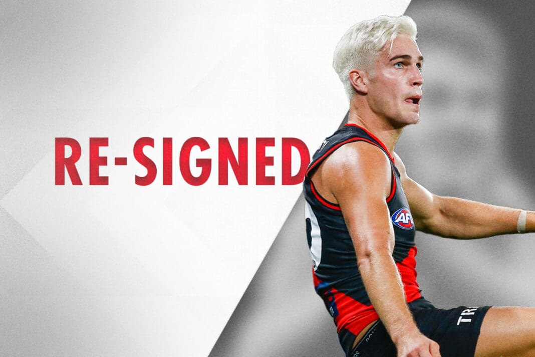 Essendon forward Matt Guelfi signs new deal - AFL News - Zero Hanger
