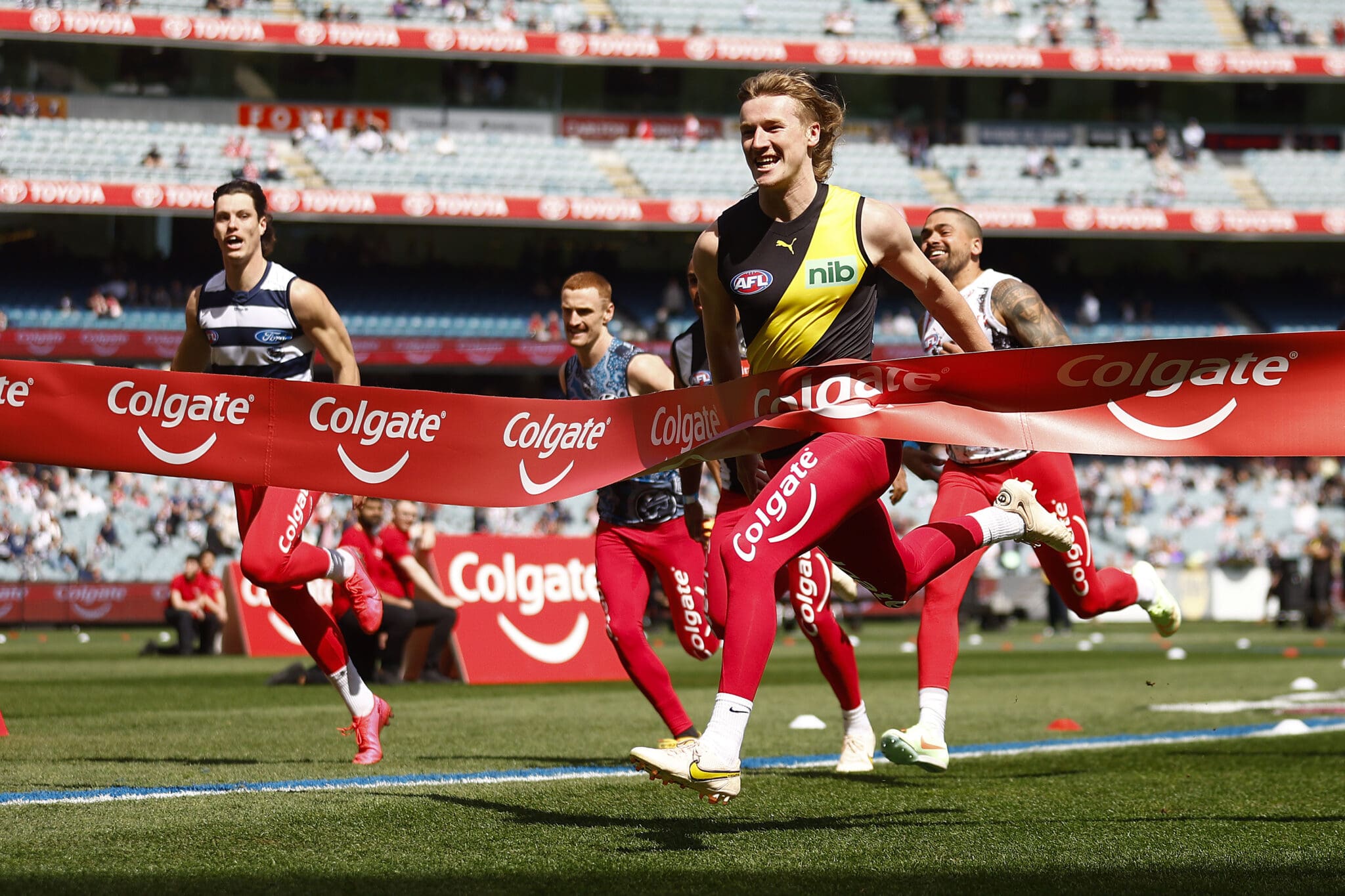 AFL Grand Final Sprint runners revealed - AFL News - Zero Hanger