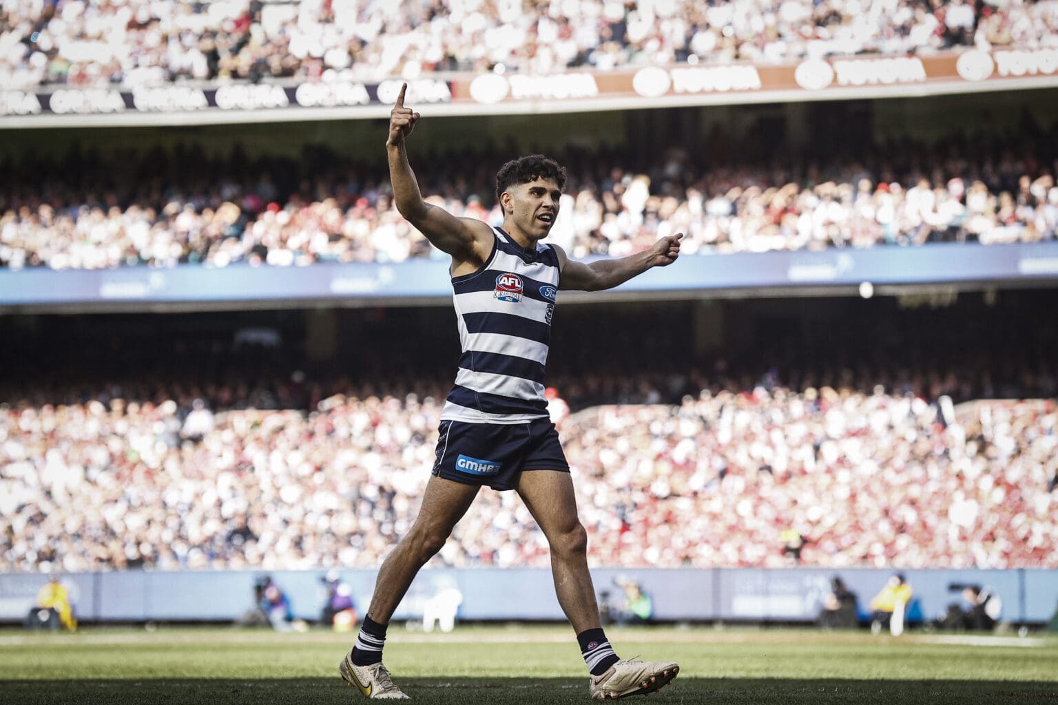 Returning Cat's cameo dims the Suns' shine - Zero Hanger