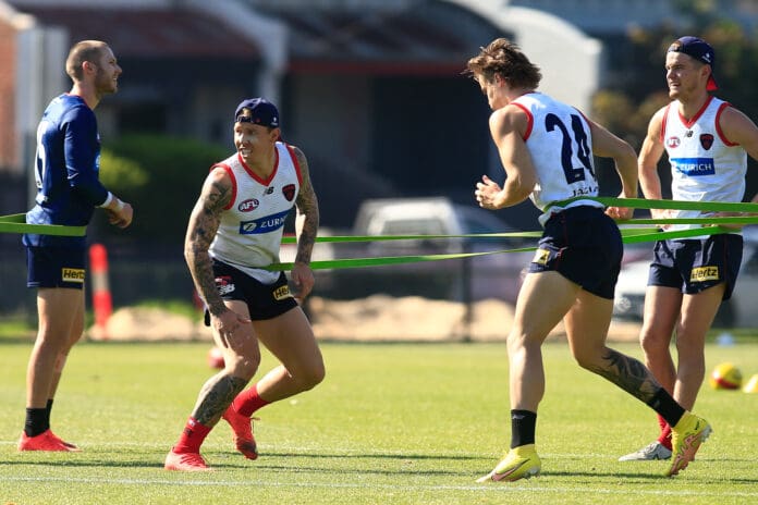 Melbourne midfielder suffers suspected hamstring injury - AFL News ...