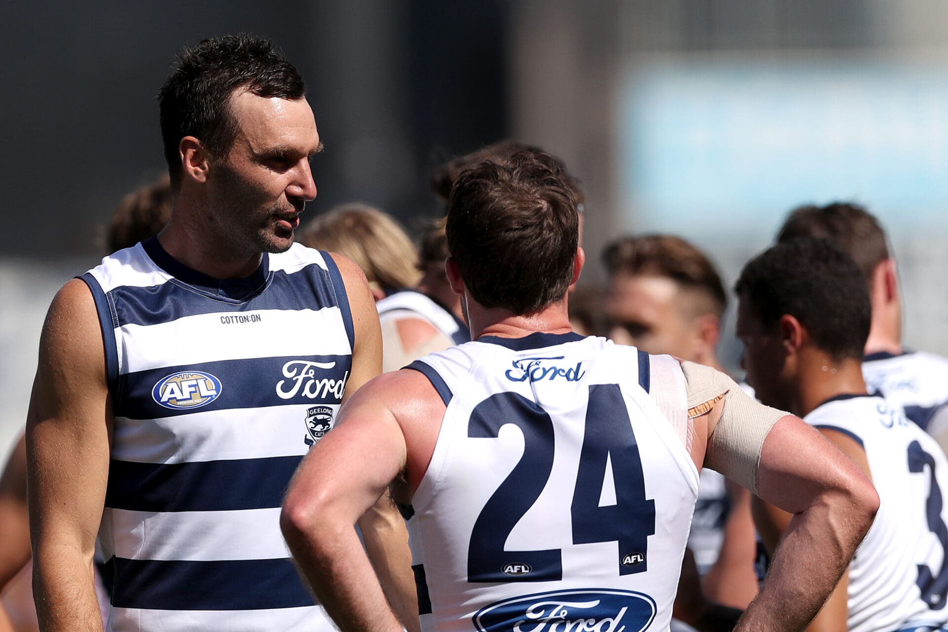 Veteran Geelong ruckman calls time on multi-club career - AFL News ...