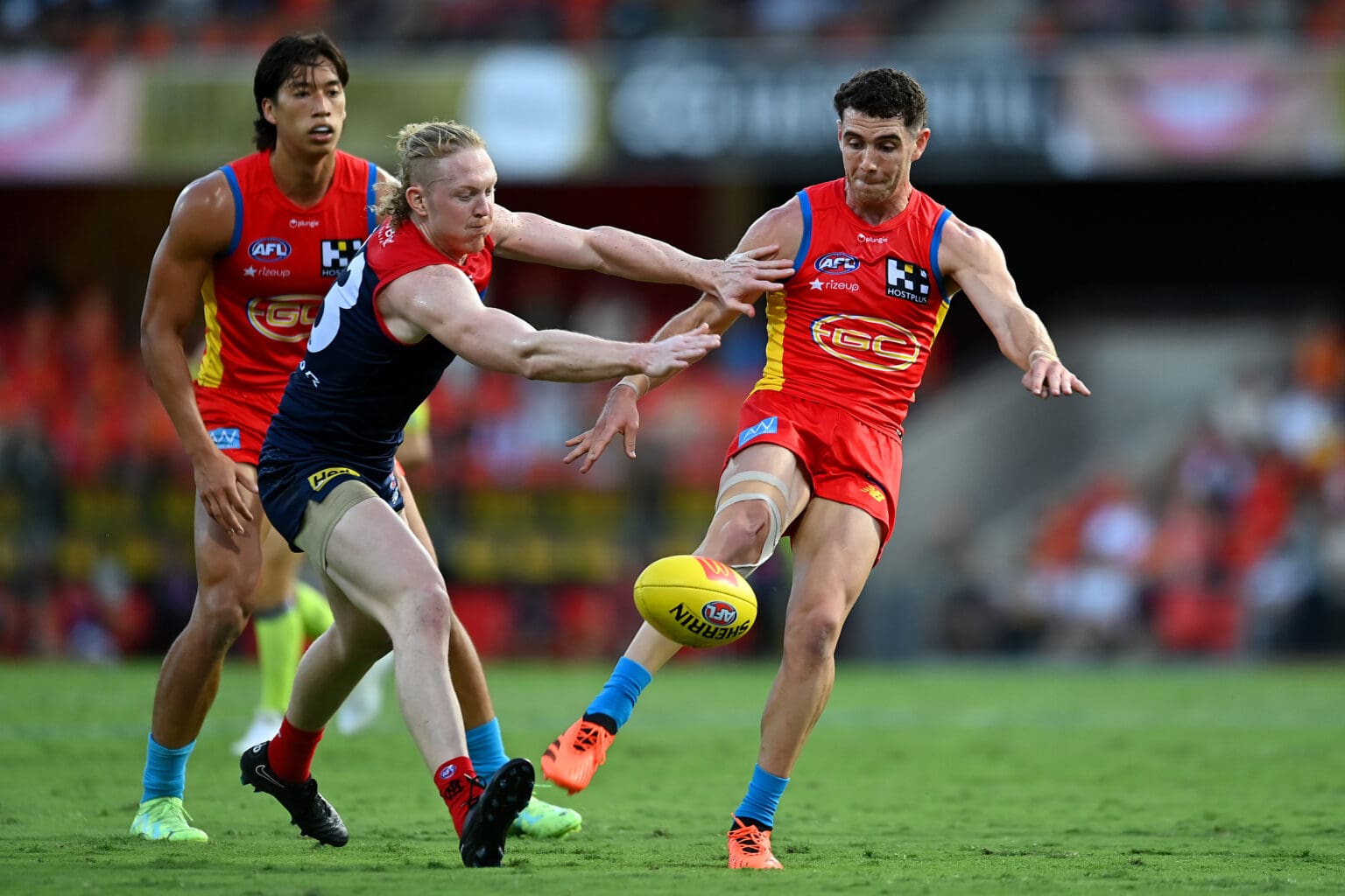 Off-contract Suns midfielder Sam Flanders reportedly on radar of rival ...