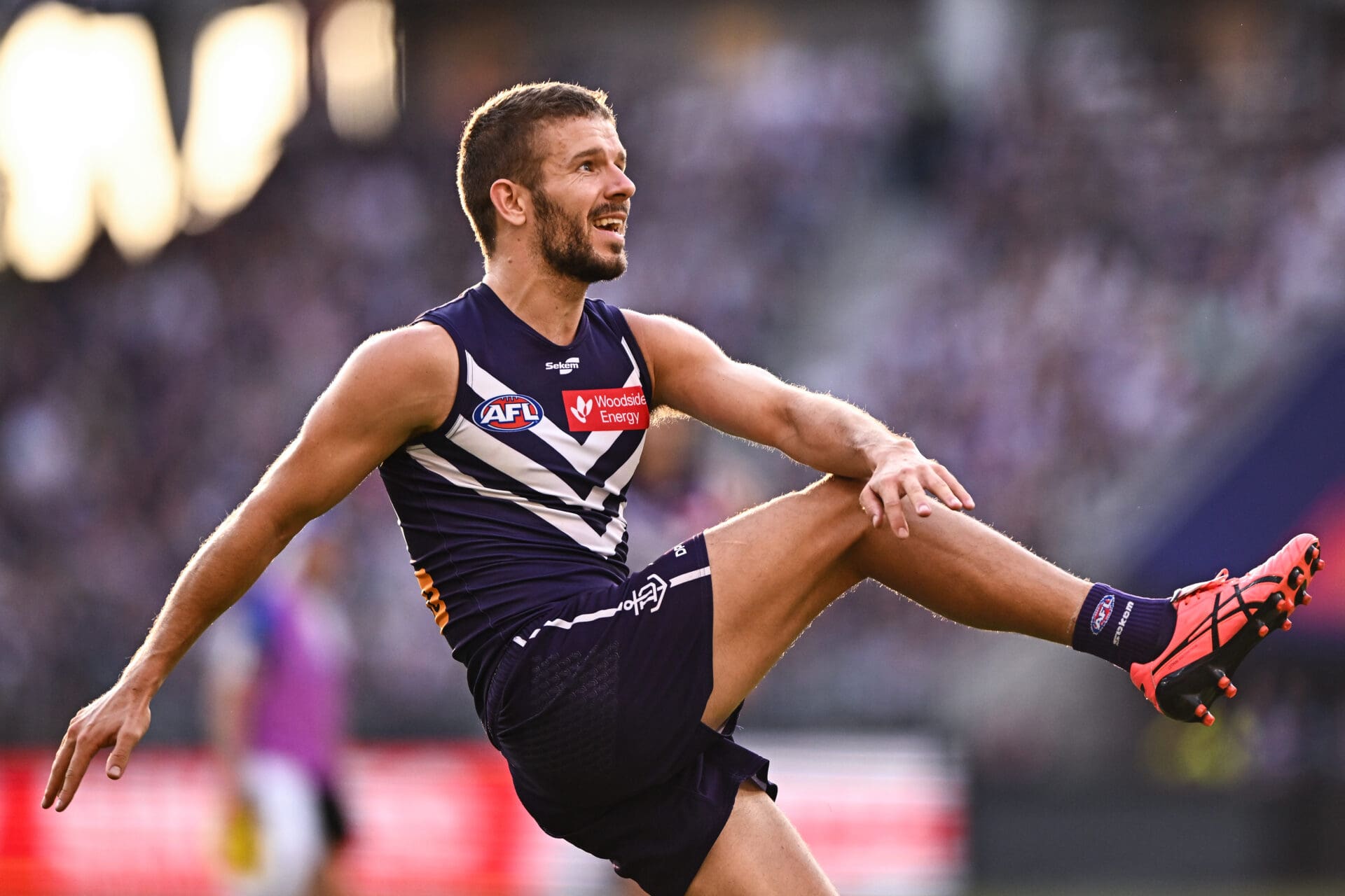 Dockers duo hit with leg injuries - AFL News - Zero Hanger