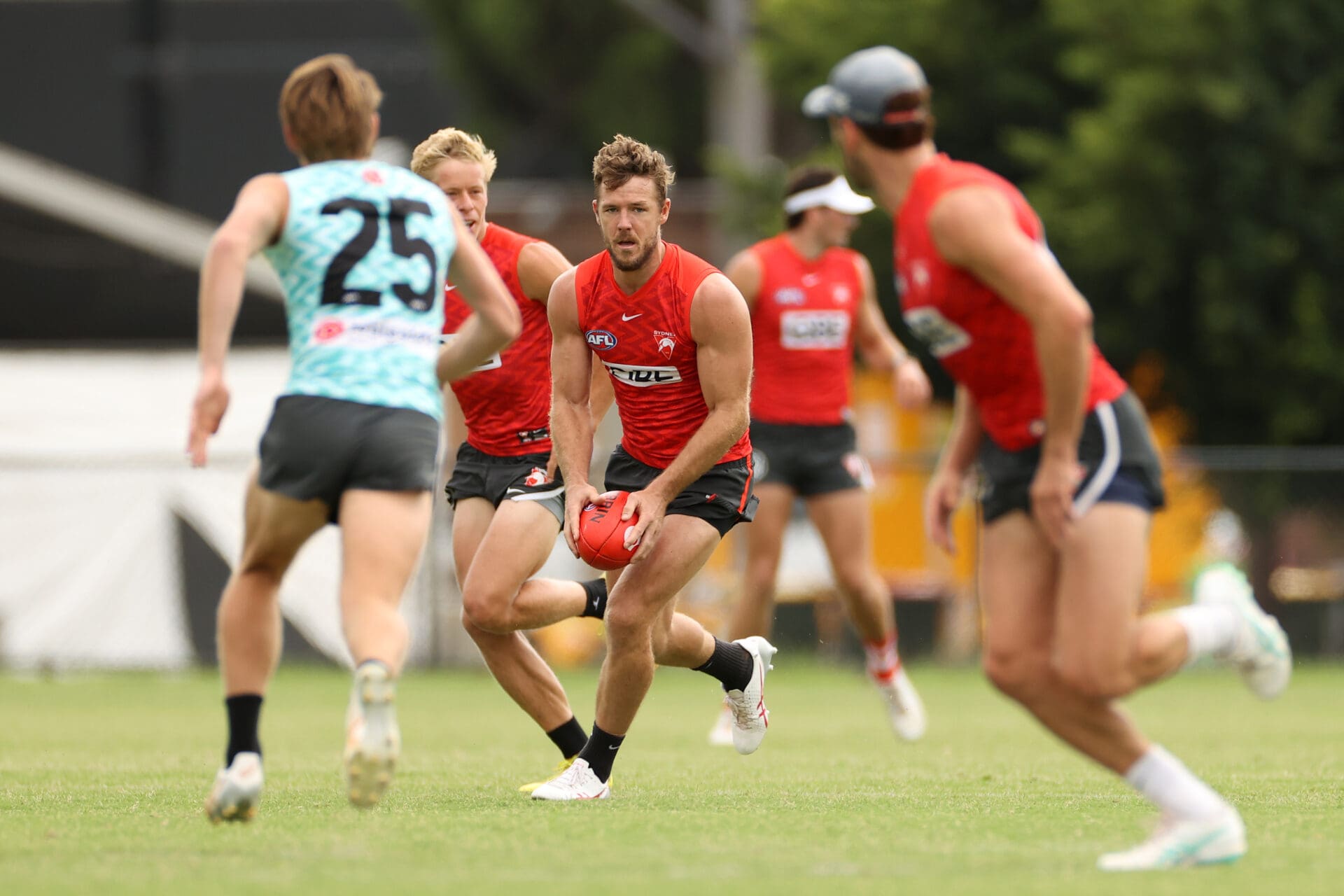 Collingwood eye All-Australian, cut Essendon tall's potential lifeline ...