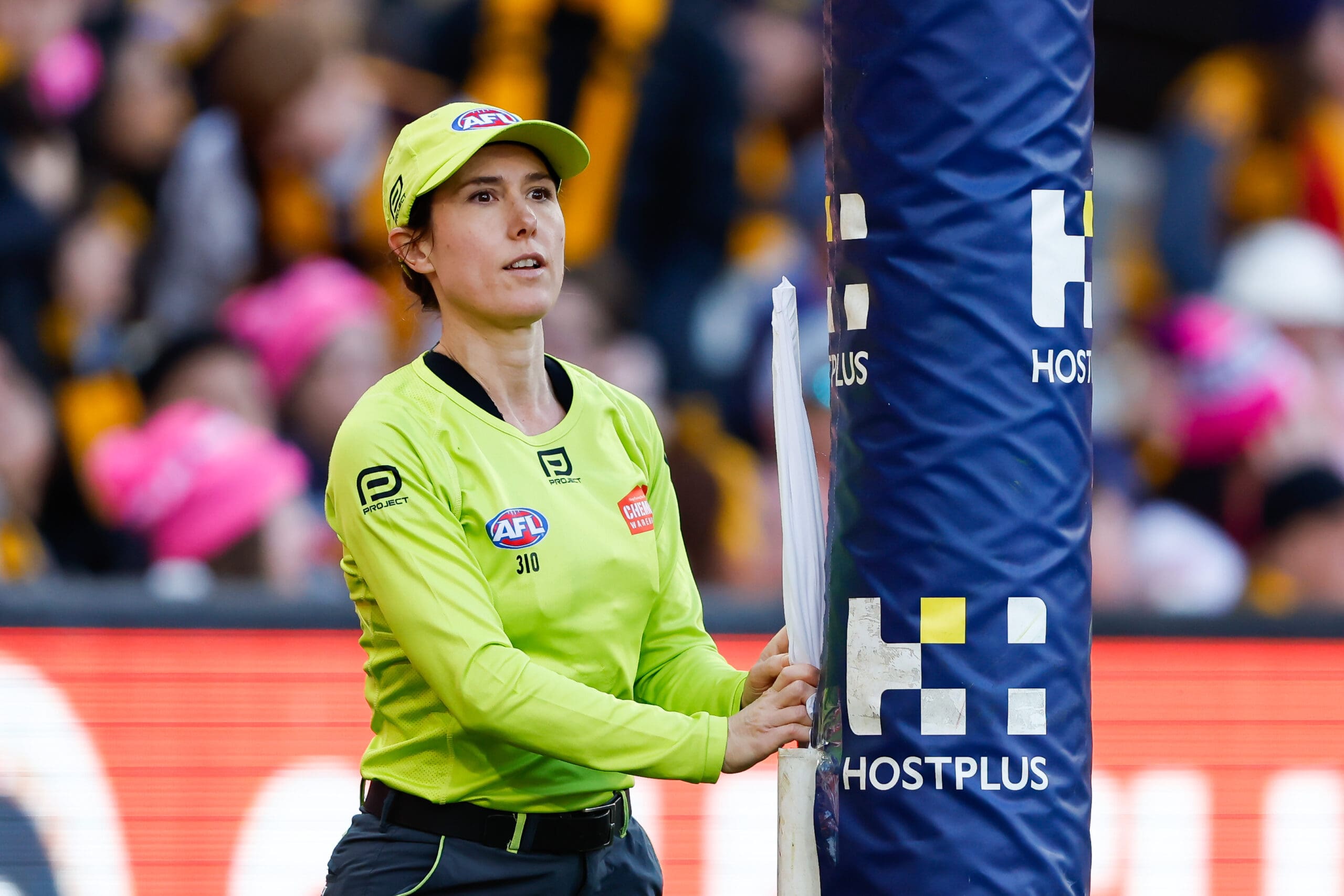 AFL goal umpire Chelsea Roffey celebrates milestone ahead of ...