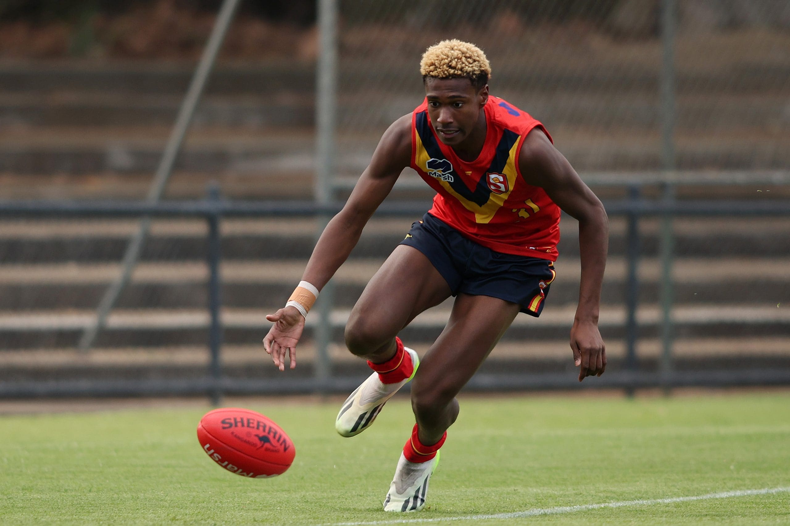 Club-tied AFL Draft prospects impress in showcase game - Zero Hanger