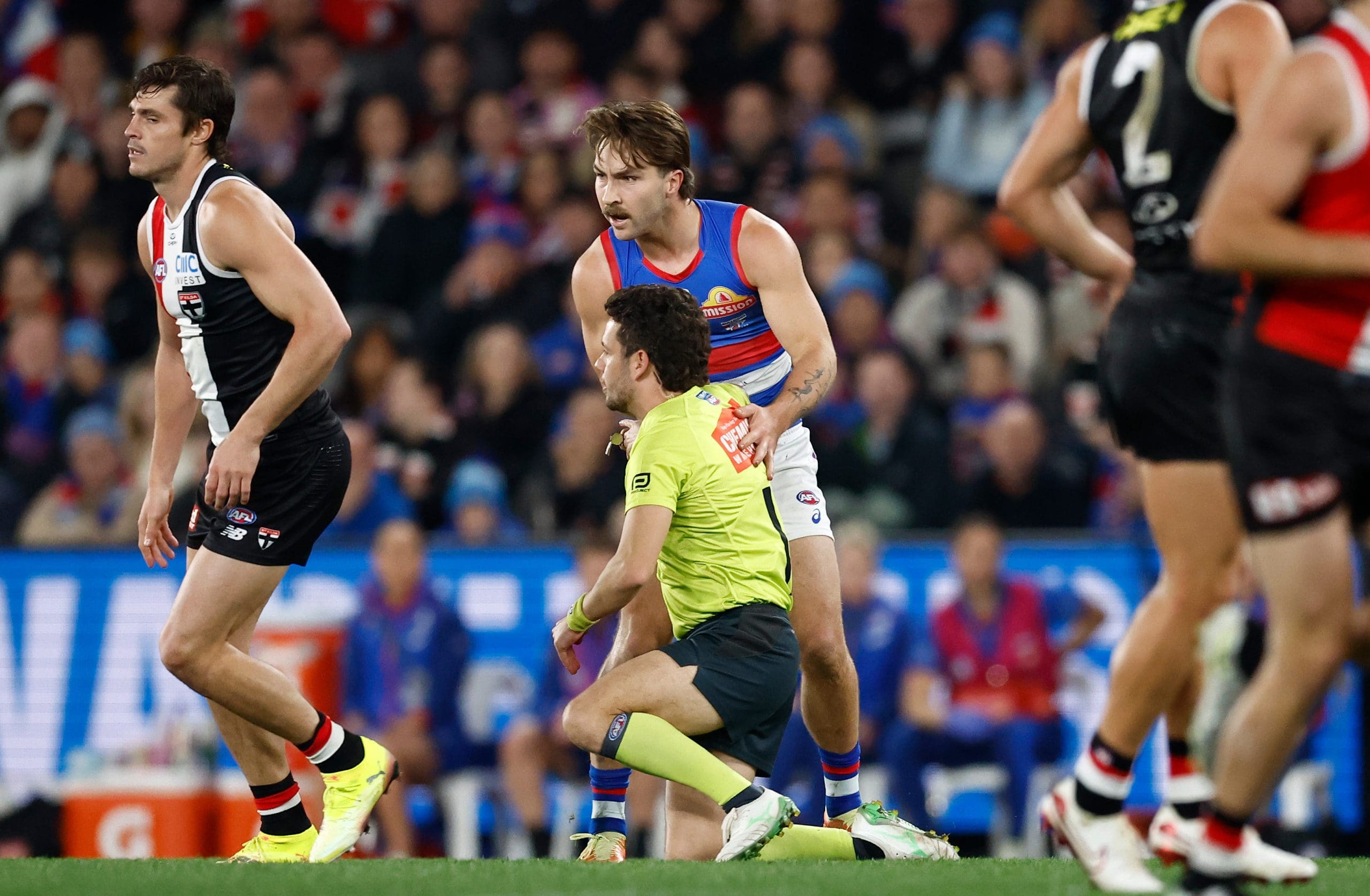 AFL players respond to MRO crackdown - AFL News - Zero Hanger